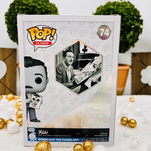 Funko | Other | Funko Pop Disney 0 Walt Disney With Drawing | Poshmark